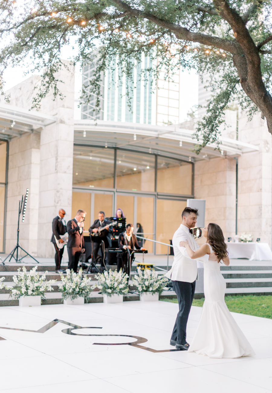 Made & True: Tailored Signage for Timeless Love